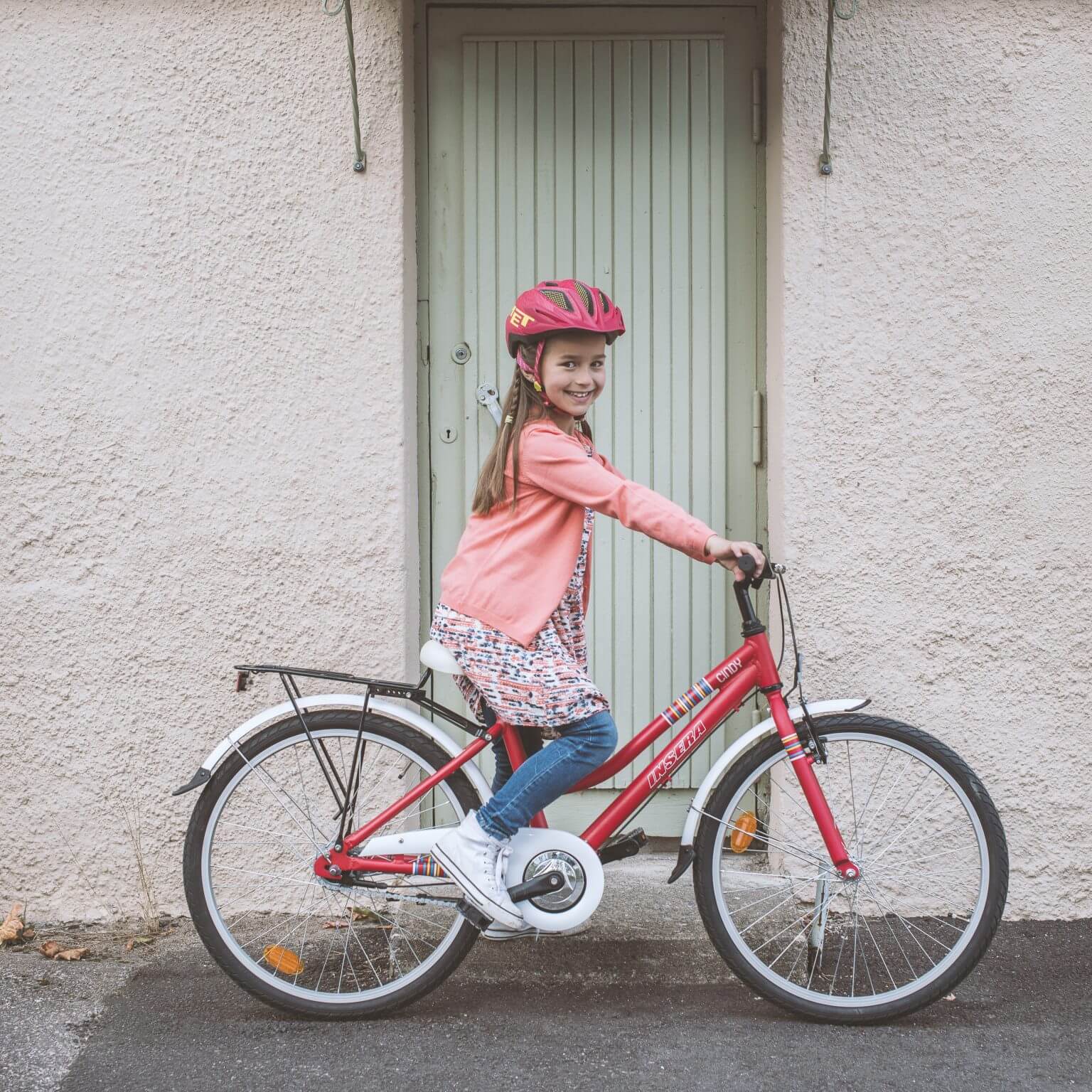 Insera - Insera Moves You