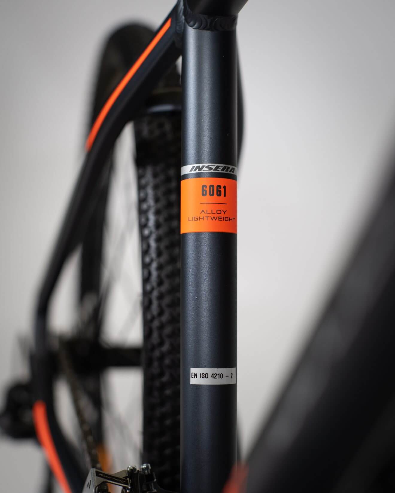 INSERA X2600 26" 24-V - Insera Moves You